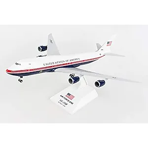 Daron Skymarks 747-8i Air Force One (VC25B) 1/200 Scale w/Gear SKR1076 New 2020