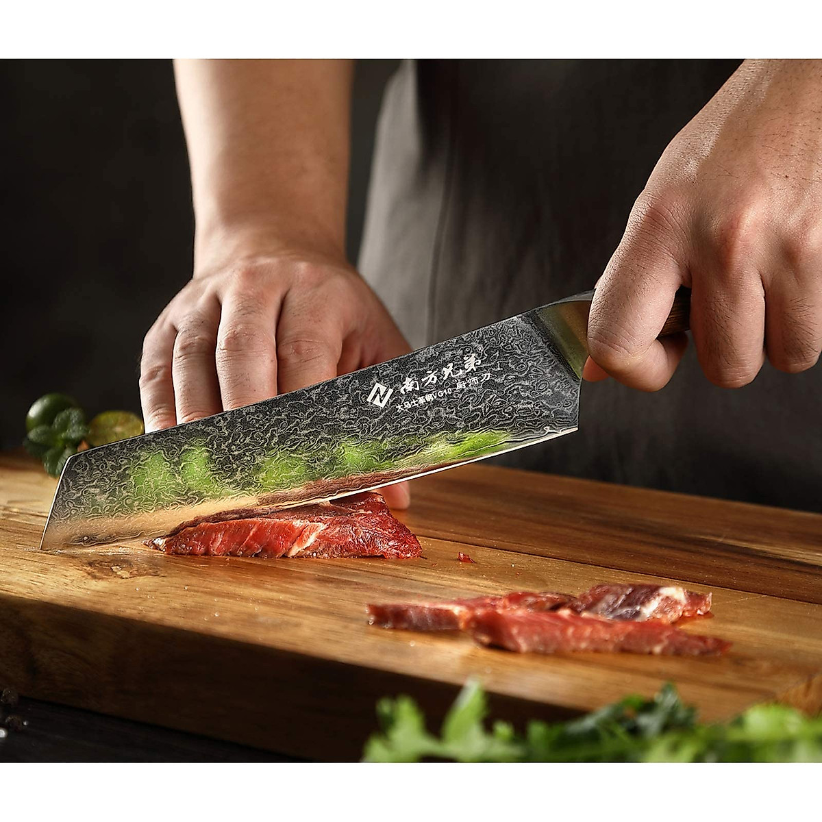 Kitchen Chef's Knife 8 Inch Professional High Carbon Super Sharp VG10 Damascus Super Steel Cooking Knife Luxury Gift Box Non Slip Wooden Handle