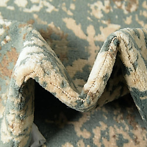 Rugs.com Mojave Collection Rug – 4' x 6' Green Medium Rug Perfect for Entryways, Kitchens, Breakfast Nooks, Accent Pieces