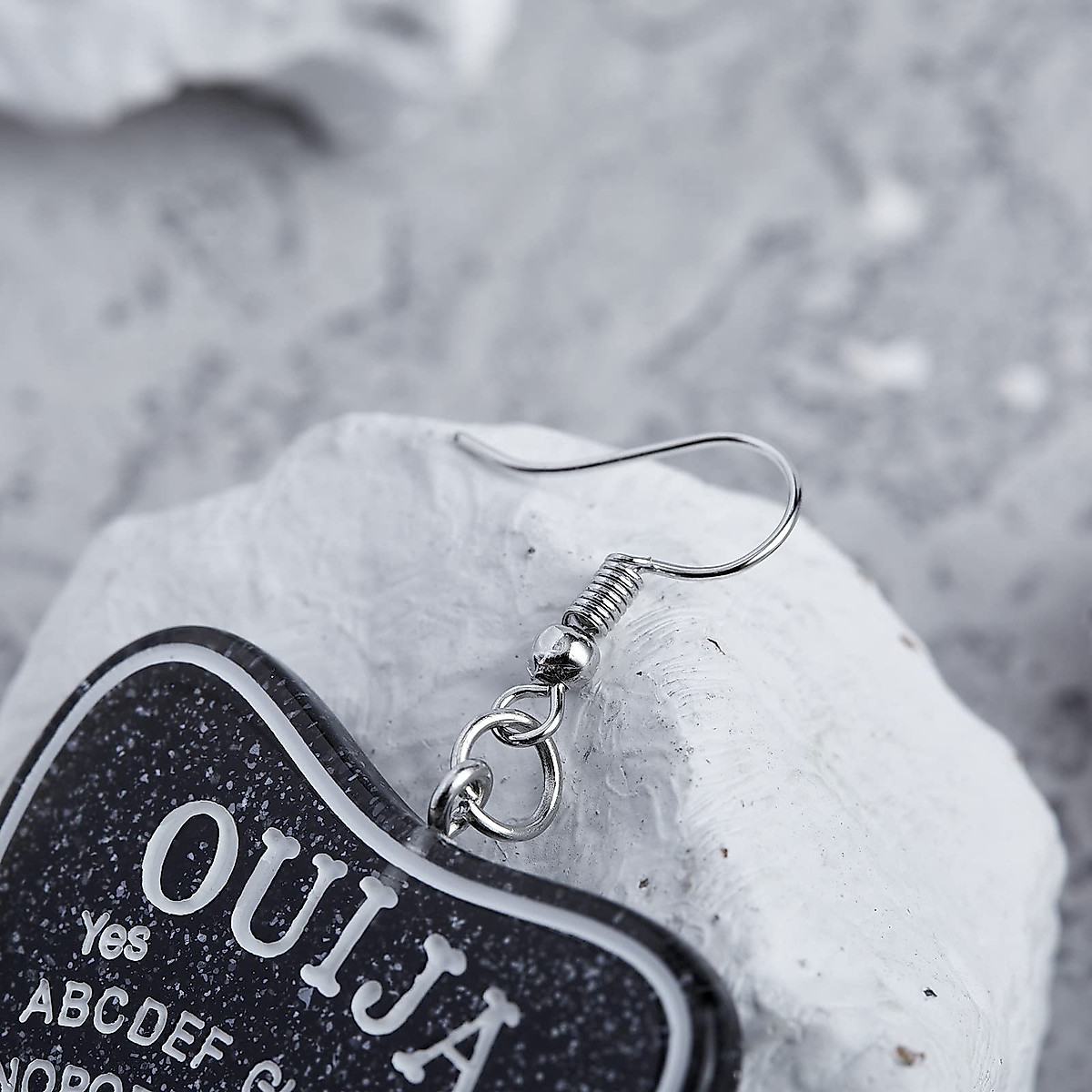 Women Earrings Ouija Board Planchette Earrings Flatback Black Glitter Resin Dangle Charms Fashion Goth Drop Earrings For Women Jewelry French Ear Hooks Gift 1Pair(Black)