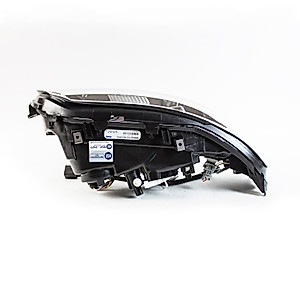 HEADLIGHTSDEPOT Right Passenger Side Halogen Headlight Compatible With Volvo S60 2005-2009 CAPA Certified