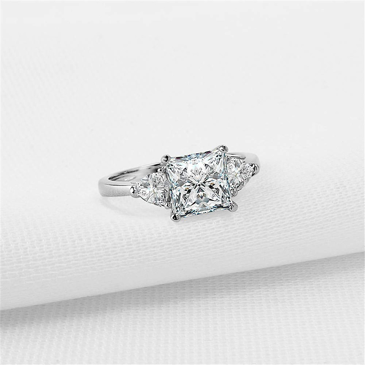 DYUNQ Three Stone Engagement Rings Princess Cut Diamond Wedding Ring Sterling Silver Cubic Zirconia CZ 1.6 Carat Ring
