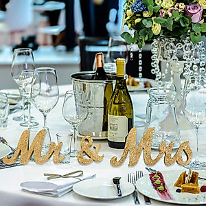 senover Mr and Mrs Sign Wedding Sweetheart Table Decorations,Mr and Mrs Letters Decorative Letters for Wedding Photo Props Party Banner Decoration，Wedding Shower Gift (Gold Glitter)