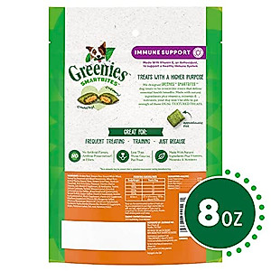 Greenies SMARTBITES Immune Support Crunchy & Soft Dog Treats, Chicken Flavor, 8 oz. Pack