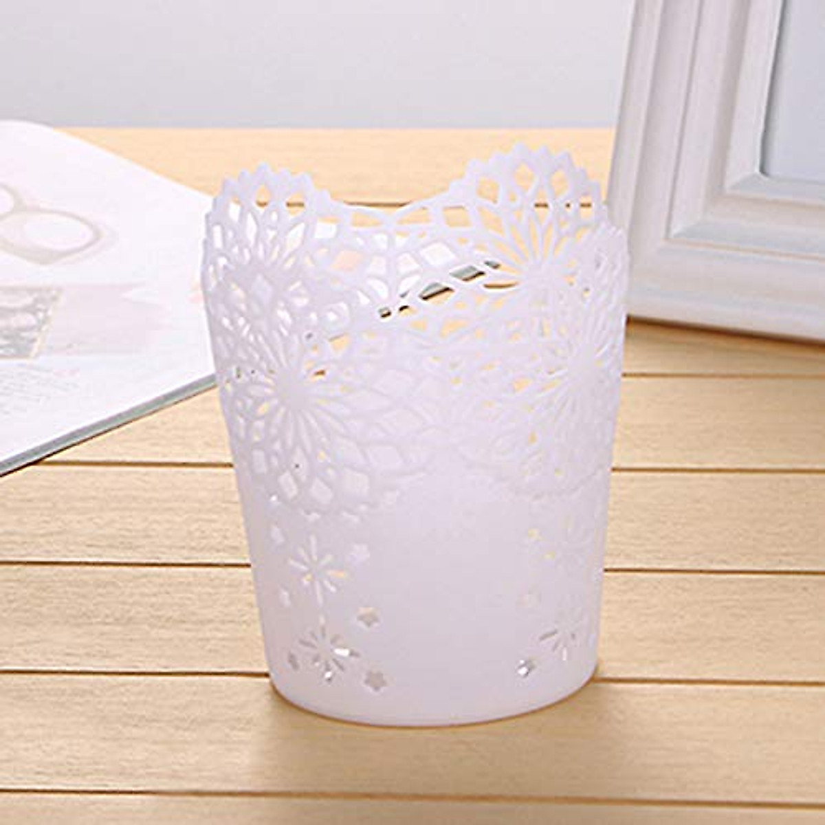 Storage Holder Pen Container Large Capacity Space-Saving Plastic Hollow Design Wastebasket for Desktop
