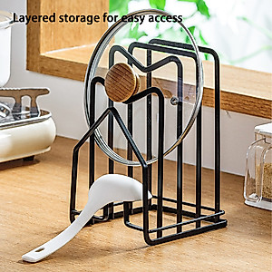 Tikxlafe Iron Cutting Board Rack, 5.9 x 4.9 x 8.7 in, Black