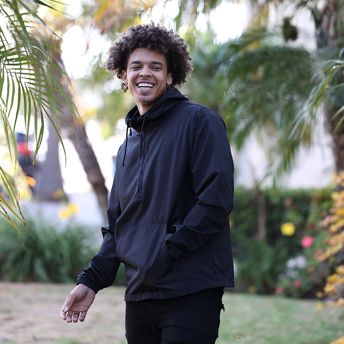 Global Blank Men's Lightweight Windproof Water Resistant Windbreaker Packable Jacket Shell with Hood, Black, Large