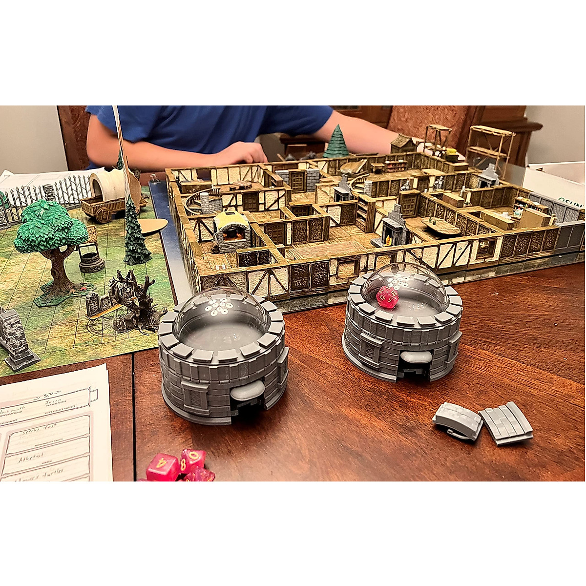 MunnyGrubbers - Castle Dice Popper V2 - Dice Jail - for TTRPG & Board Games - (Random 7PCS D20 Dice Set Included) - Dice Roller - Dice Tower - Dice Holder - Dungeons and Dragons - DND - (Gray)