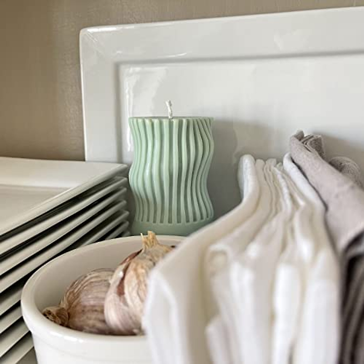 Twigs & Birch Curvy Pillar Candle (1 Pistachio Green Artisan Hand Made) | 100% Natural Unscented Soy Beeswax Candles for Gift | Smokeless Non-Toxic Air-Purifying | Canadian Made, Slow Burning 4x3