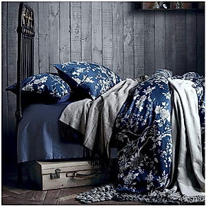 Eastern Floral Chinoiserie Blossom Print Duvet Quilt Cover Navy Blue Tan White Asian Style Botanical Tree Branches Ornamental Drawing 400TC Egyptian Cotton Bedding Set (Navy, Super King)
