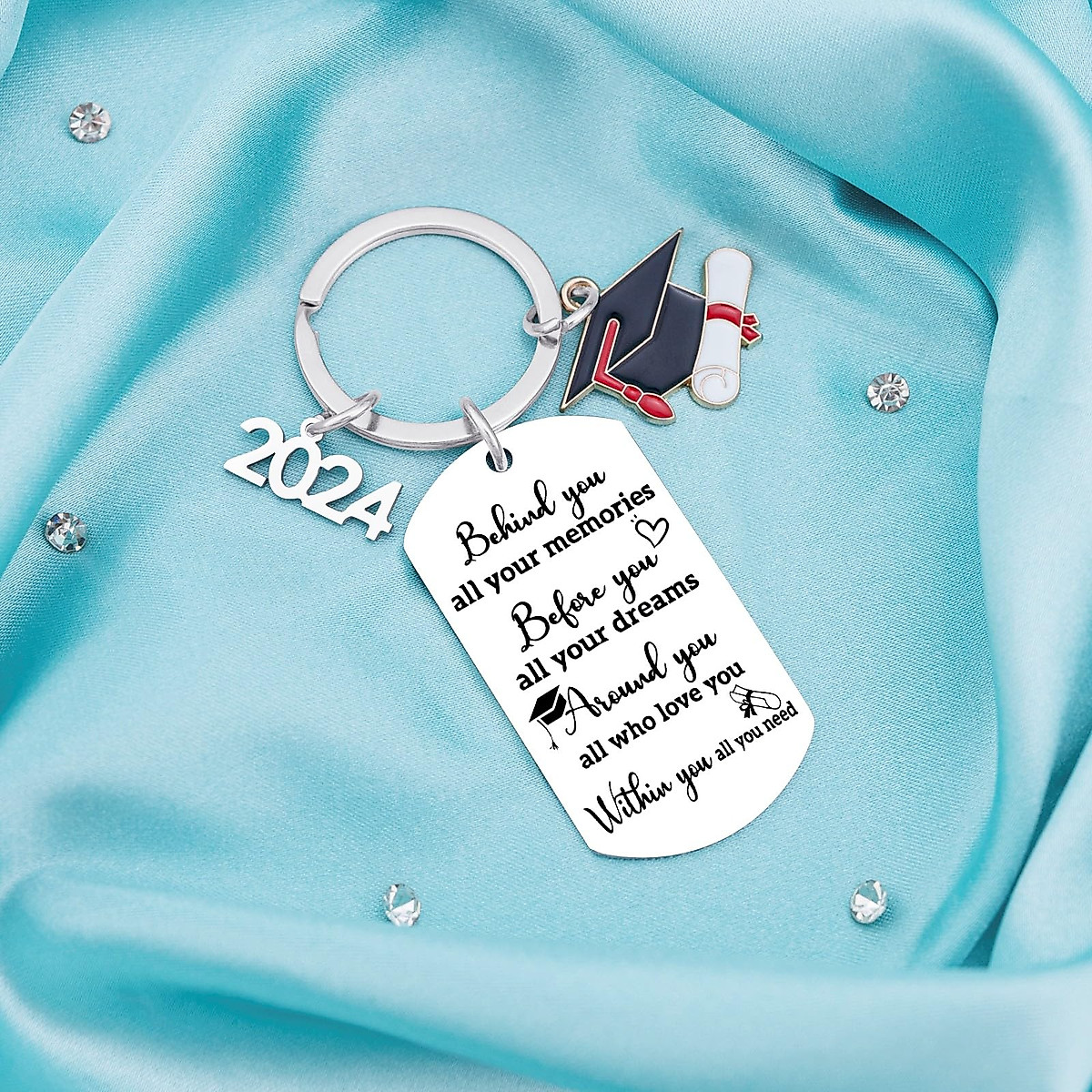 Graduation Gifts for Her Him Class Of 2024 Graduation Keychain for University College Middle High School Graduate Souvenir for Senior Students Nurse Masters Degree School Student Teen Girls Boys