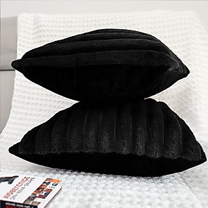 2 Pack 18x18 Pillow Cover Velvet Pillow Covers, Faux Fur Square Throw Pillow Covers for Living Room Decorations Throw Pillow Case, Throw Pillow Cover Cushion Cover for Home Sofa Bedroom Car, Black