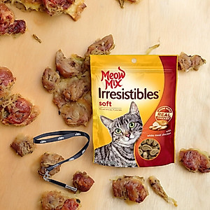 moofin Soft Cat Treats, Savory Chicken Flavor, 3 oz - Bundle SS Pet Training Whistle, Ideal for Positive Reinforcement Training, Delicious Snacks for Felines [Pack of 3]