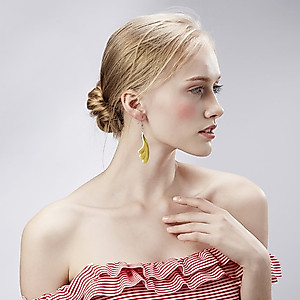 VEINTI+1 Trendy Statement Creative Funny Lifelike Fruits Acrylic Flat Earrings Banana Earrings for Women (Banana)