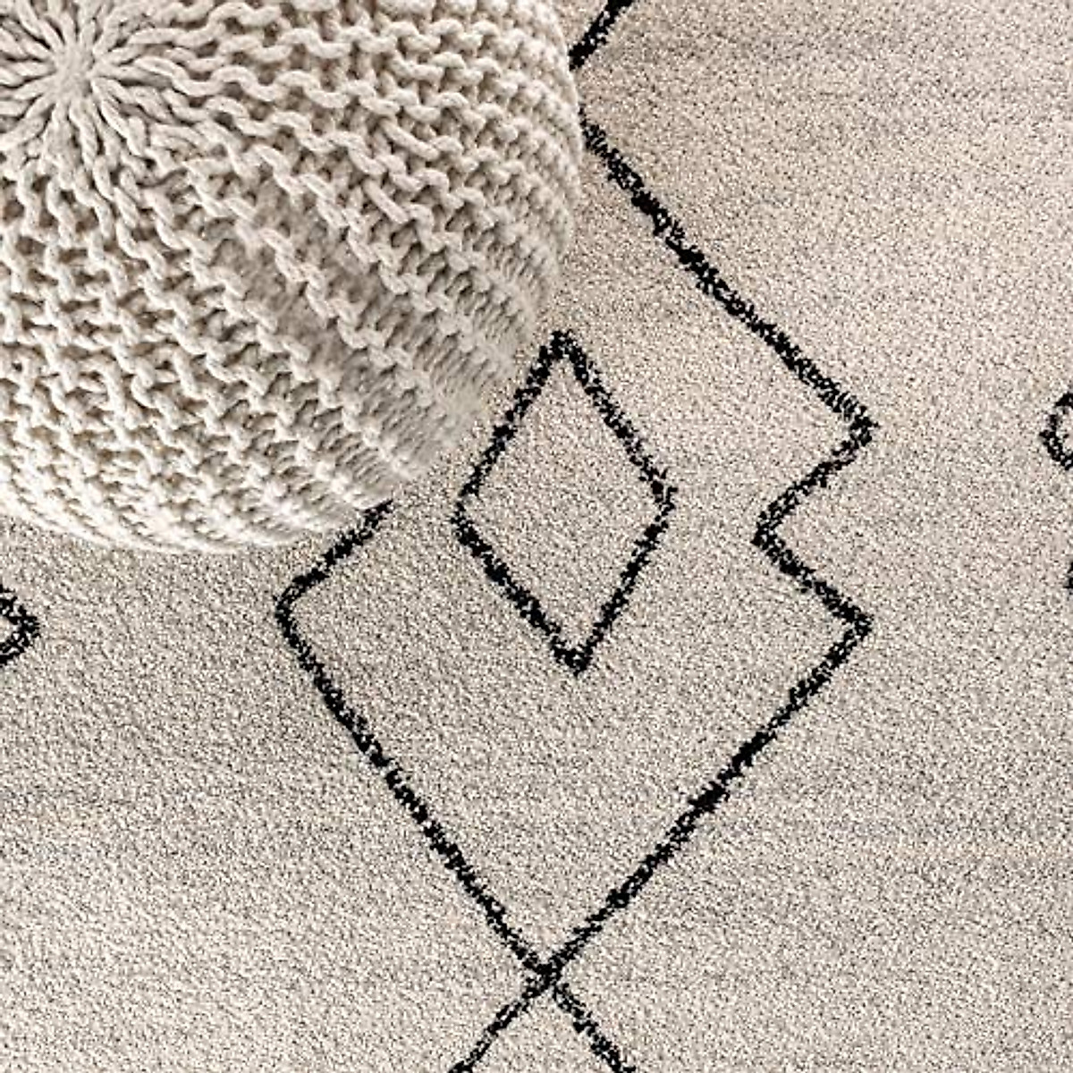 JONATHAN Y MOH202A-5 Alia Moroccan Beni Souk Indoor Farmhouse Area-Rug Bohemian Minimalistic Geometric Easy-Cleaning Bedroom Kitchen Living Room Non Shedding, 5 X 8, Cream,Black