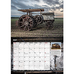 Farmall Tractors Calendar 2021