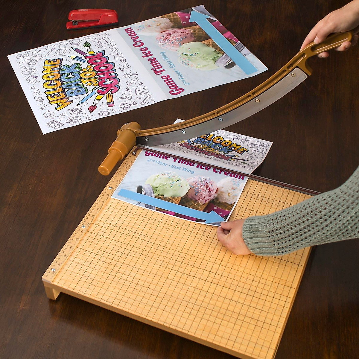 Swingline Paper Trimmer, Guillotine Paper Cutter, 18" Cut Length, 15 Sheet Capacity, ClassicCut Ingento, Maple (1152)