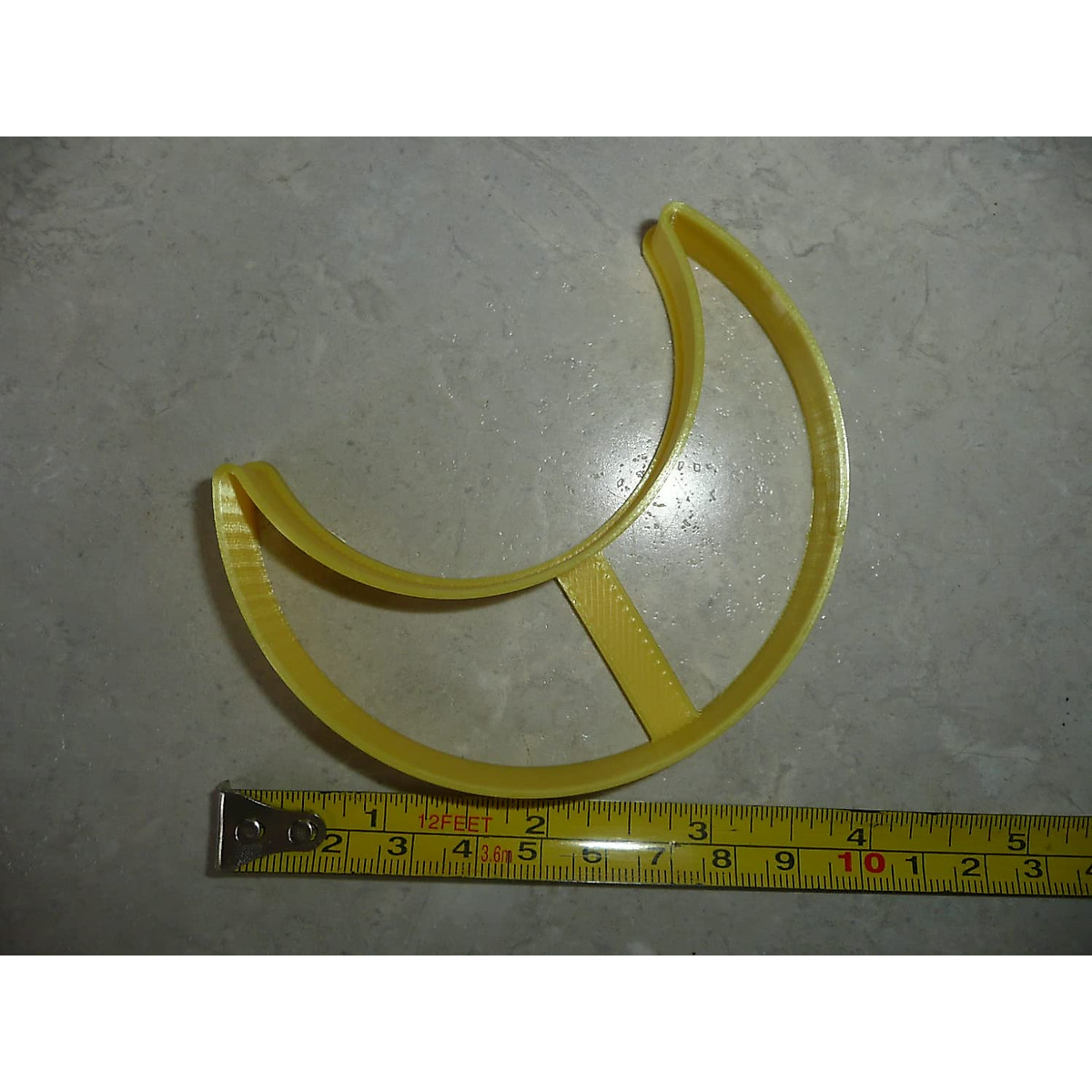 CRESCENT MOON SHAPE OUTLINE COOKIE CUTTER MADE IN USA PR4941
