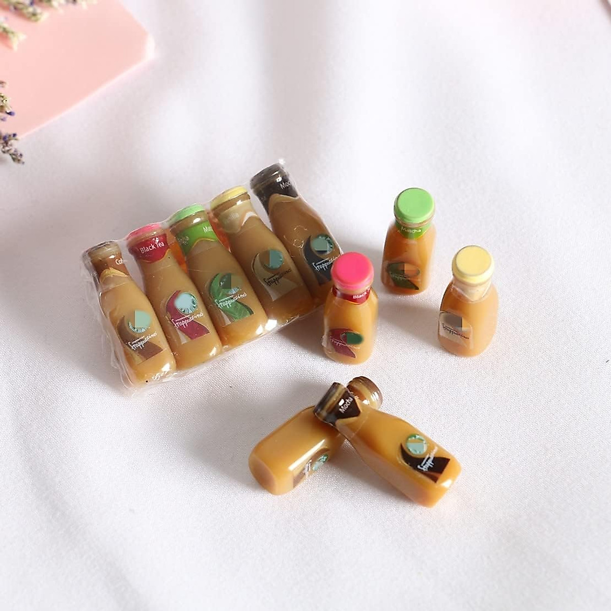 SXFSE Dollhouse Decoration Accessories, 1:12 Dollhouse Ornament 5 Pcs Mini Bottled Coffee Drink Set