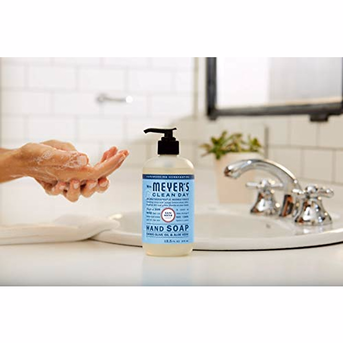 Mrs. Meyer's Hand Soap, Made with Essential Oils, Biodegradable Formula, Rain Water, 12.5 fl. oz - Pack of 3