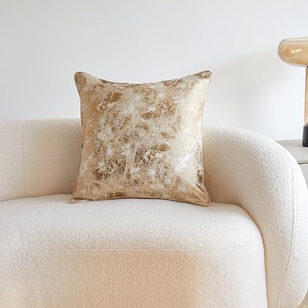 THE-TINOART Gold Throw Pillow Covers 22X22 Jacquard Square Couch Sofa Pillow Covers Luxury Glitter Gold Cushion Covers for Couch Sofa Bed 1Piece.