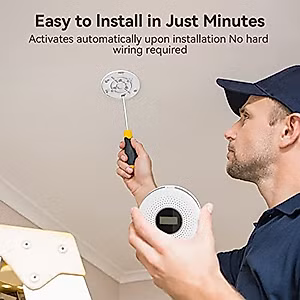 Smoke Detector Carbon Monoxide Detector Combo, Dual Sensor Smoke Alarm and Carbon Monoxide Detector Replaceable Battery Smoke Carbon Monoxide Detector with Digital Display for Travel, Home