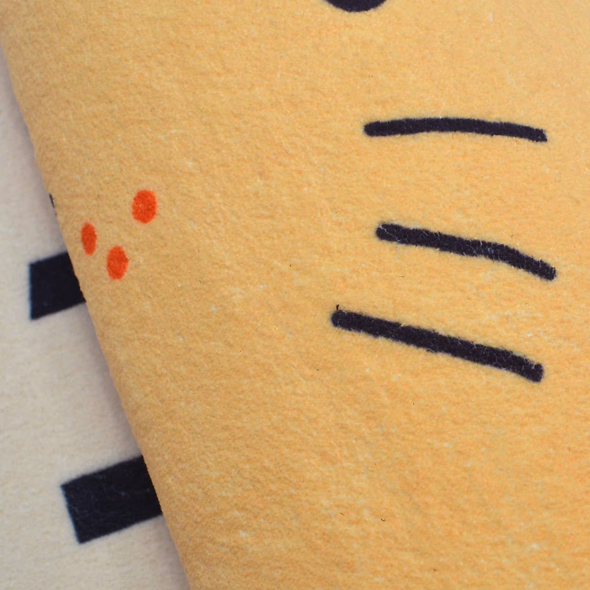 Lacomfy Kid Rugs Animal Play Rug 4Ft Large Round Lion Play Mat Soft Alphabet Educational Area Rug Nonslip Circle Baby Crawling Mat for Boys Girls Carpet for Kids Playroom Nursery, Sitting