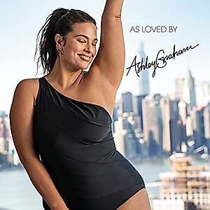 St.Tropez Self Tan Classic Mini Kit, Travel Size, Fake Tan Mousse 1.69 Fl Oz and Applicator Mitt, Vegan, Natural & Cruelty Free