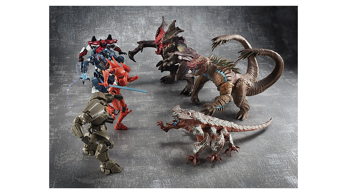 Tamashii Nations Hakuja Collectible from Pacific Rim Uprising - 11 Inches