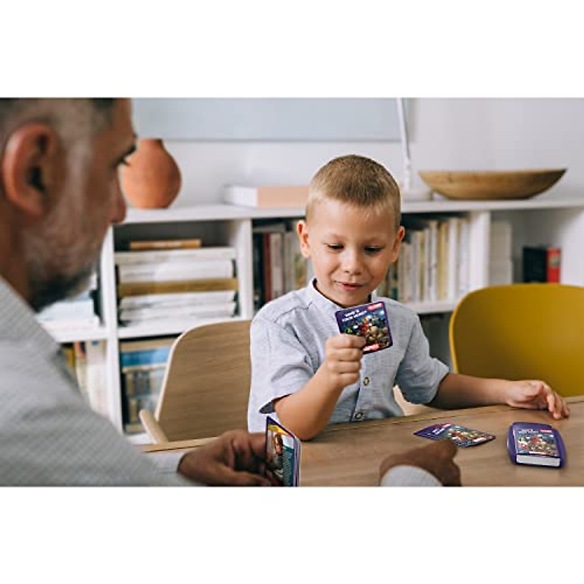 Marvel Universe Top Trumps Card Game (002142)