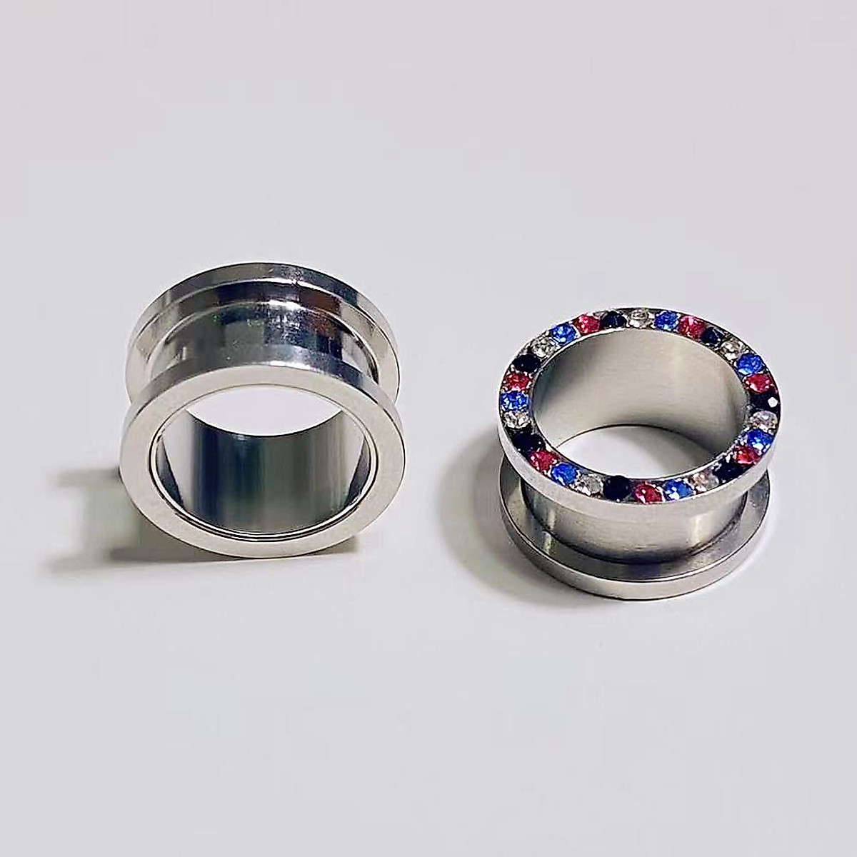 Rainbow CZ Stainless Steel Ear Tunnels and Plugs Personalized Crystal Screw Fit Double Flared Ear Gauges Expander Stretching Tunnels Earlobe Plugs Body Piercing Jewelry for Men Women Boys Teen Girls (00g(10mm))