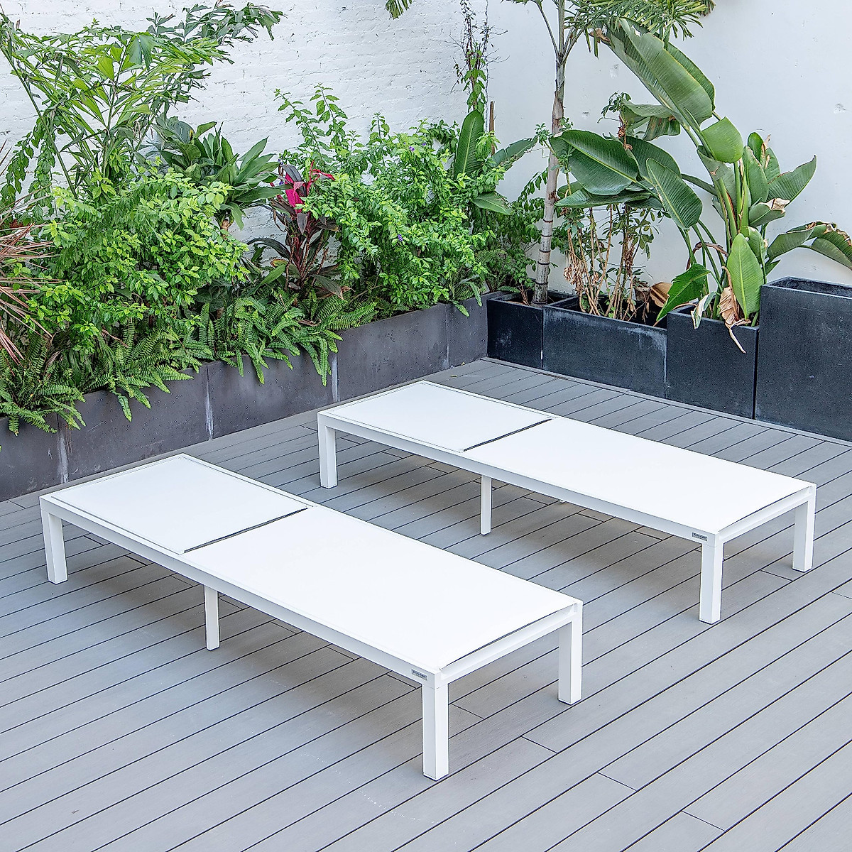 LeisureMod Marlin Poolside Outdoor Patio Lawn and Garden Modern White Powder Coated Aluminum Frame Suntan Sling Chaise Lounge Chair, Set of 2