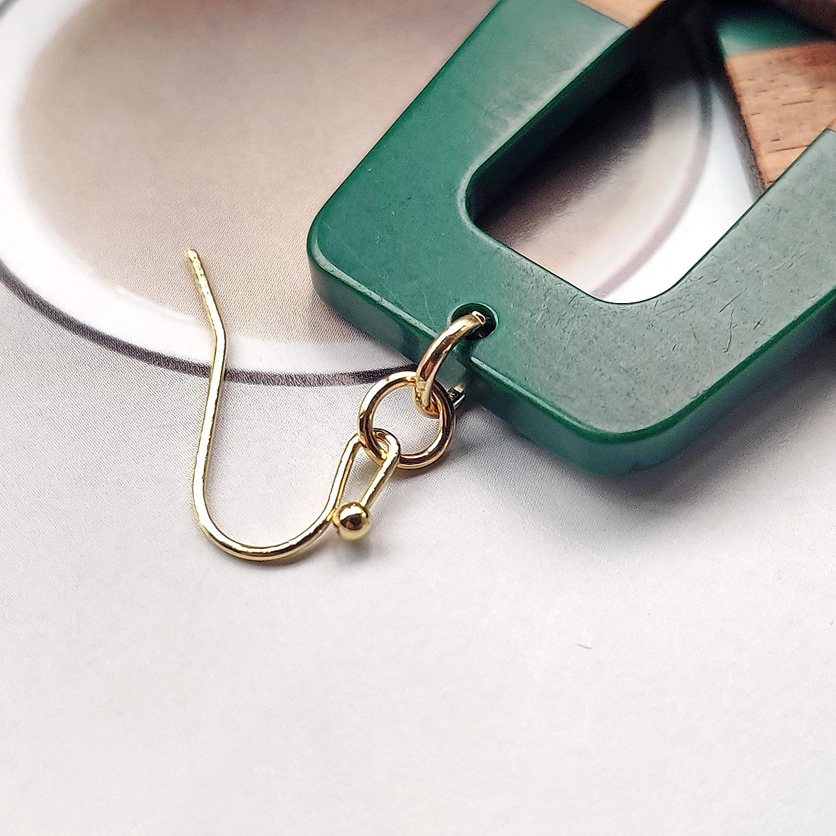 COIRIS Natural Wood Resin Spliced Hoop Dangle Green Earrings for Women(ER1181-Rectangle Green)