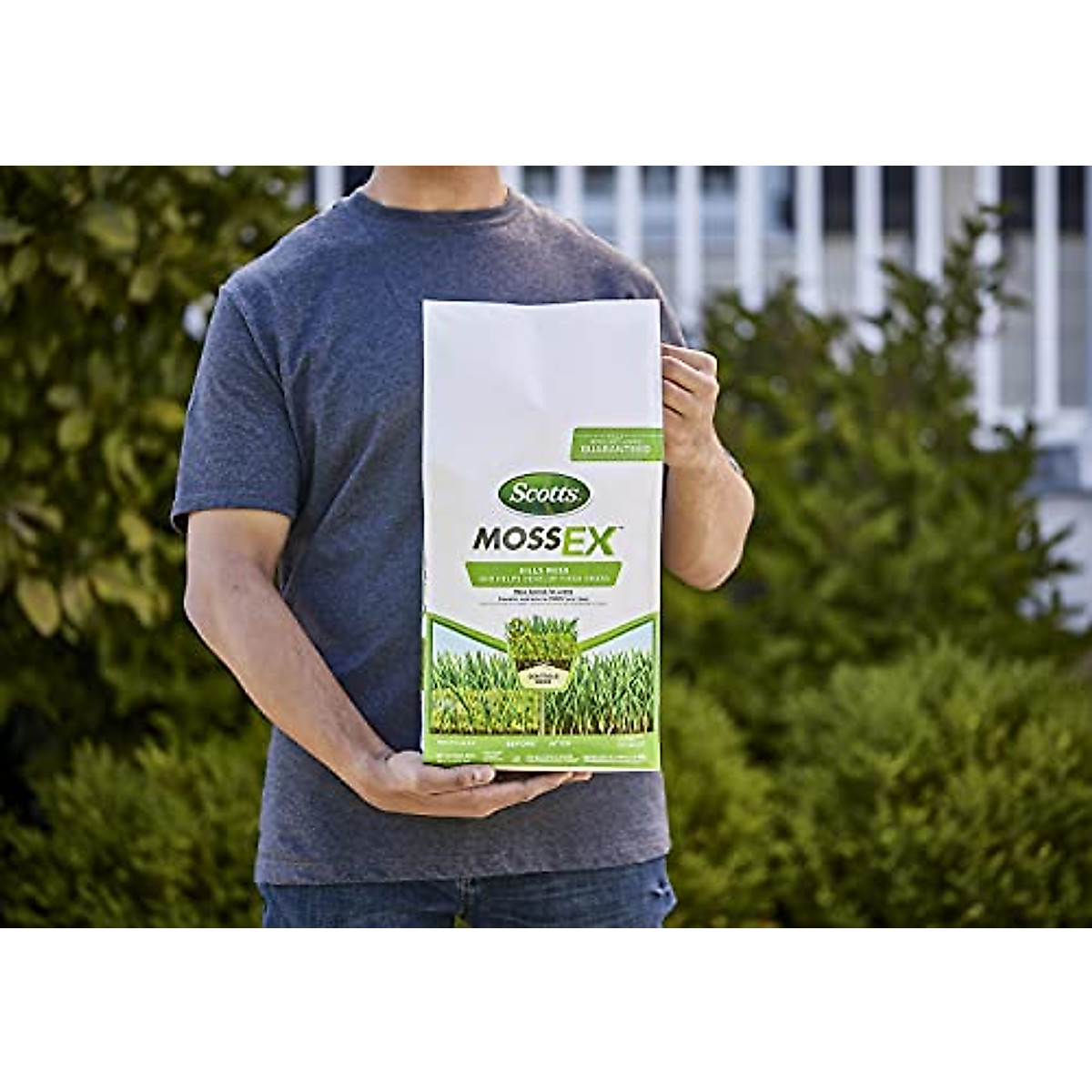 Scotts MossEx - Kills Moss but Not Lawns, Contains Nutrients to Green The Lawn, Moss Control for Lawns, Helps Develop Thick Grass, Granules Bag, Treats up to 5,000 sq. ft, 18.37 lbs.
