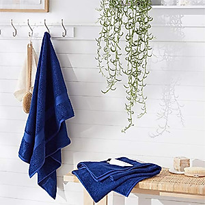 Amazon Basics Fade-Resistant Cotton Bath Towel - 4-Pack, Navy Blue