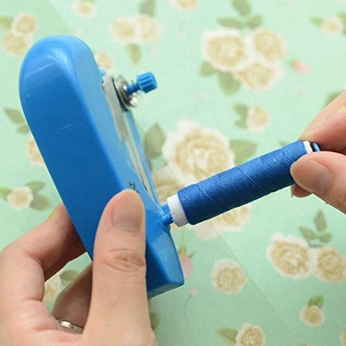 1Pc Handheld Sewing Machine, Portable Mini Manual Sewing Machine Handy Needlework Tool Mini Sewer Machine Hand Stitcher Sewing Machine