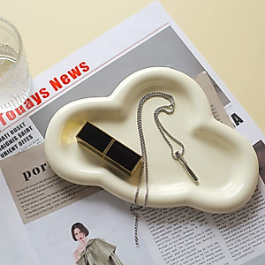 MDFAYE Jewelry Dish Trinket Tray for Women, Ring Dish Holder, Unique Cloud Shape Ceramic Plate Cute Things Vanity Aesthetic Room Decor Mother's Day Birthday Christmas Warm House Gifts (Crème)