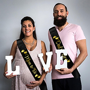2pcs Mom to be and Dad to be Baby Shower Sash，Black Satin with Gold Letters Sash for New Mom Dad Baby Shower Party Gender Reveal Supplies Decorations