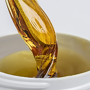 Parissa Legs & Body Warm Wax Kit, Salon-Style Microwavable Formula for Coarse Hair Removal on Face or Body, At-Home Waxing Kit