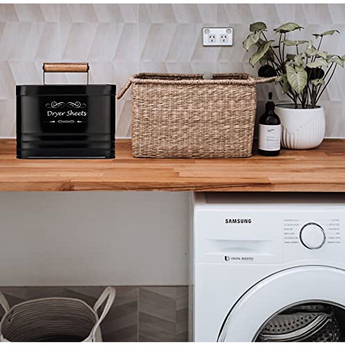 ELITAPRO Dryer Sheets Holder Modern Farmhouse Dryer Sheet Dispenser Container, Metal Dryer Sheet Box, Farmhouse Decor with Lid, Lint Bin for Laundry room, Storage Box Decoration, Black