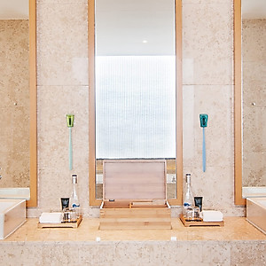 Framendino, 6 Pack Toothbrush Head Covers Caps Holder Case Protector Box with Suction Cup Convenient for Bathroom Wall Mirror Home Outdoor Travel