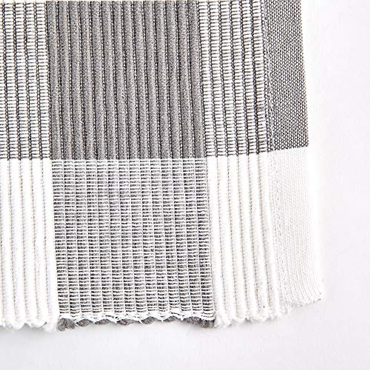 DII Buffalo Check Collection, Classic Farmhouse Tabletop Set, Placemat Set, 13x19, Gray & White, 6 Piece