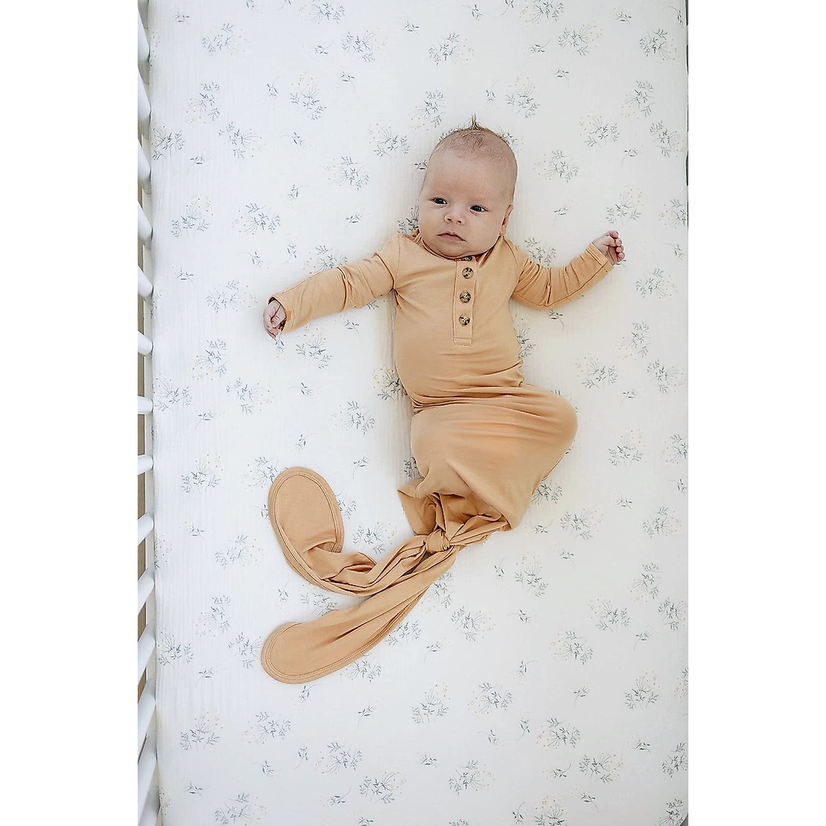 Marlowe & Co Cotton Muslin Crib Sheet, 100% Cotton Muslin Baby Crib Sheets for Standard Size Crib Mattress 28" x 52", Soft and Breathable Neutral Fitted Crib Sheet for Baby Boy and Girl (Wild Jasmine)