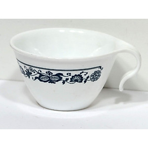 Vintage Corelle Hook Handle Coffee Cup - Old Town Blue Onion Design