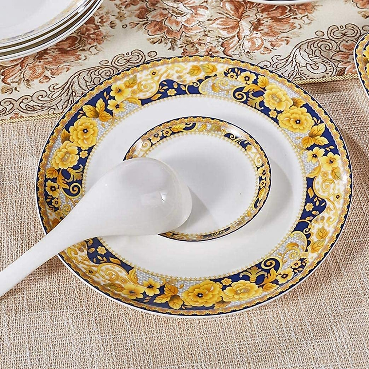 GagalU Dinnerware Set,46 Pieces Vintage Flower Pattern Plates Bowls Combination Ceramics Dinnerware Set Bone China Tableware Set