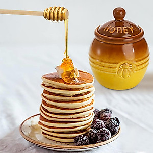 Hiceeden 2 Pack Ceramic Honey Pot with Dipper and Lid, 12 Oz Yellow Honey Jar Bee Embossed Honey Storage Container for Kitchen, Decoration, Coffee/Tea Bar