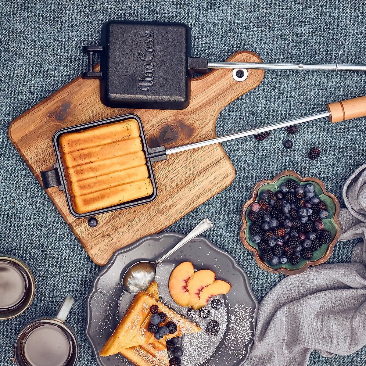 Uno Casa Pie Iron Sandwich Maker - Japanese Sandwich Maker, Cast Iron Pie Maker with Recipe Book, Campfire Cooking Equipment - Pie Irons for Camping Cast Iron Mountain Pie Maker