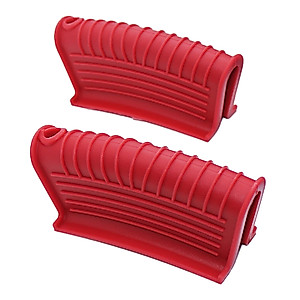 2 Pairs Cast Iron Pot Assist Handle Covers, Non Slip Pot Holders with High Heat Resistance for Griddles Casserole Metal Frying Pans Aluminum Cookware(Red and Blue)