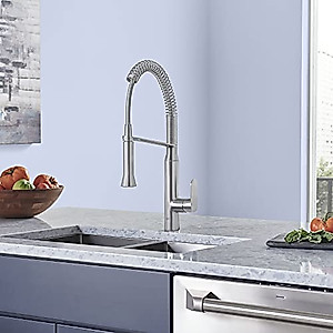 Grohe K7 Medium Semi-Pro Single-Handle Standard Kitchen Faucet