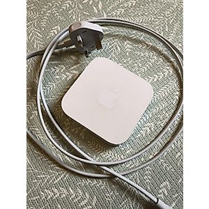 ShineBear Airport Express A1392 MC414LL/A 802.11n 600 Mbps 1-Port 10/100 Wireless Wi-Fi Router AirPlay WiFi for Apple - (Cable Length: US)